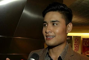 Shahir AF8 sedang rapat dengan Erra Fazira | Awani