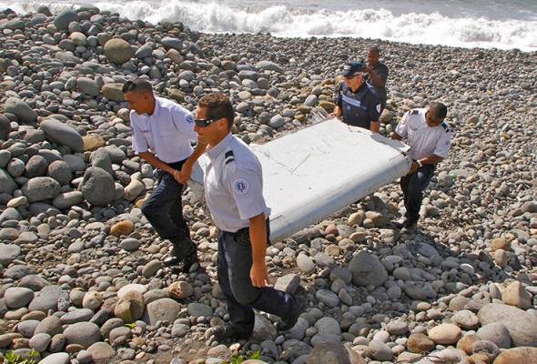 Bagaimana flaperon Boeing 777 boleh terdampar di Pulau Reunion? | Awani