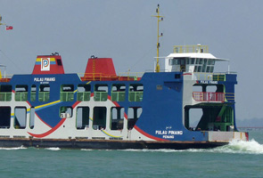 Enjin berasap, feri Pulau Pinang berpatah balik | Awani