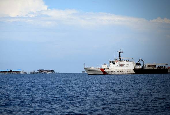 ESSCom reminds ESSZone fisherman to install AIS and radio operations ...