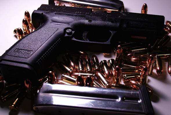 Father accidentally kills son at gun range: police | Awani International