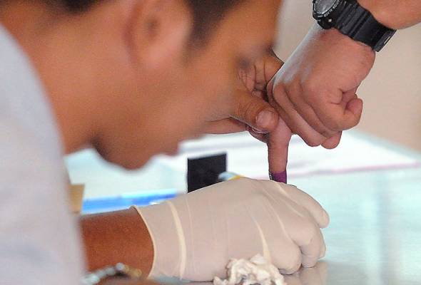 Etika berpakaian dan cara pangkah, ini garis panduan SPR | Awani