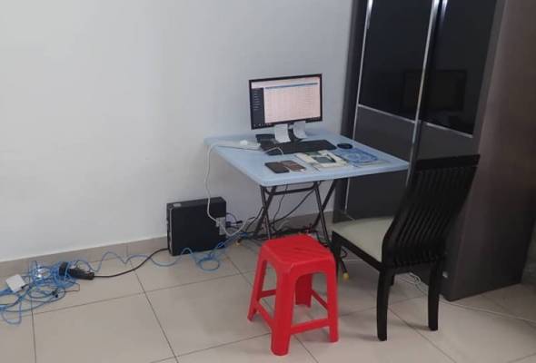 Pangsapuri 'call center' judi online di Butterworth diserbu polis | Awani