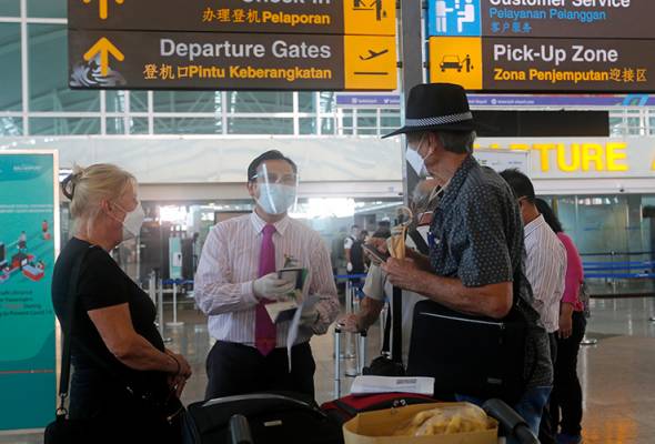 COVID-19: Penerbangan khas bawa pulang pelancong Australia terkandas di ...