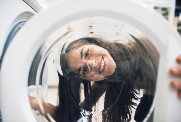 Washing your clothes can create Arctic microplastic pollution | Awani ...