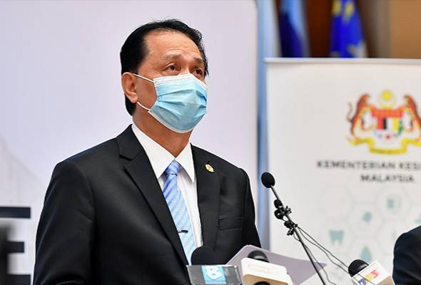 COVID-19: New cases breach 8,000 mark | Awani International
