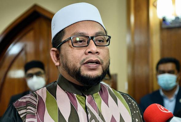 Arak jenama Timah bukan hasil produk kerajaan - Ahmad Marzuk | Awani