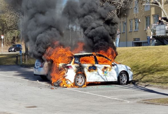 Three people injured in riots in Sweden | Awani International