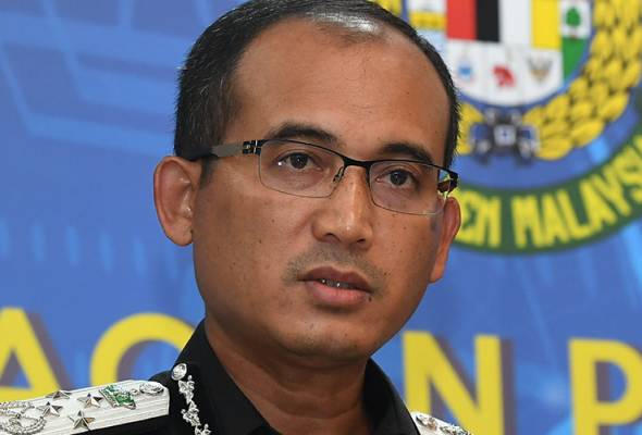 Pos Kawalan Imigresen Pangalungan dan Bario keluarkan pas lintas ...