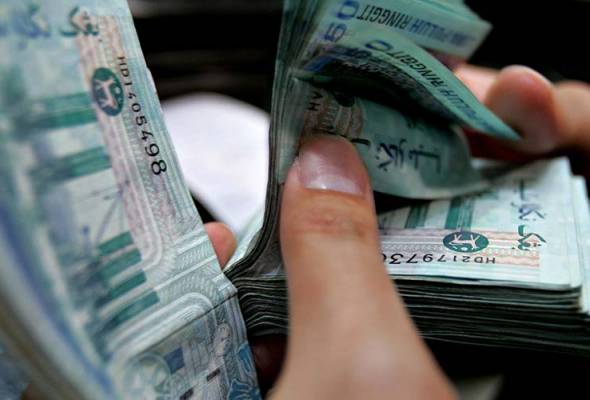 [COLUMNIST] Chasing dirty money stains our democracy | Awani International