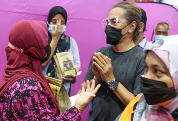 'Isabella' buat mangsa banjir menitis air mata | Awani
