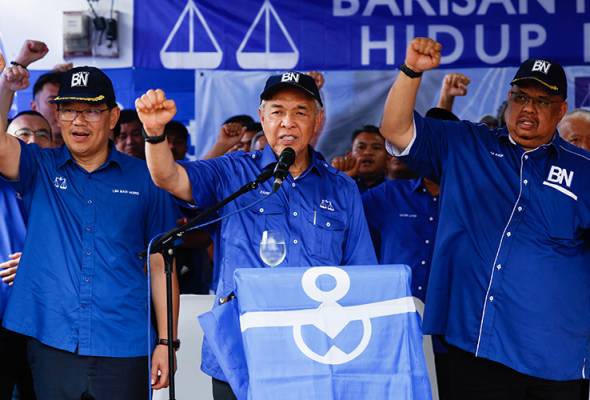 GE15: Ahmad Zahid reiterates stand on Ismail Sabri as PM candidate ...
