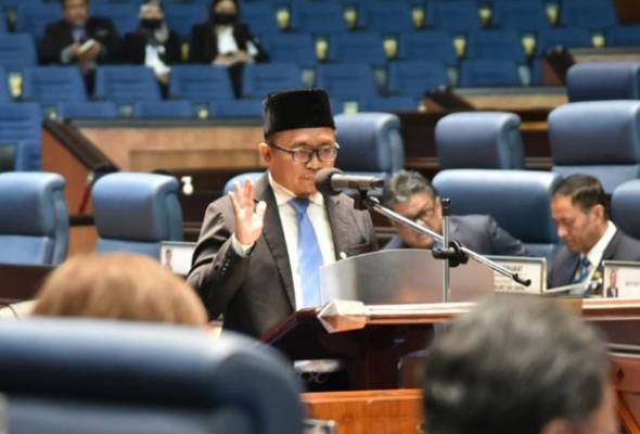 Jamil Hamzah angkat sumpah sebagai ADUN Bugaya baharu | Awani