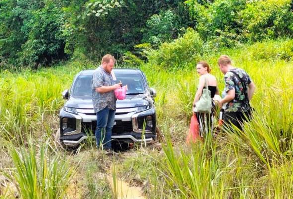 Blogger 'Mat Salleh Cari Makan' Rhys William yang hilang di Kuala Tahan ...