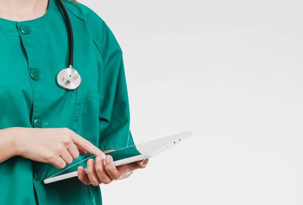 Shut out of jobs, Afghan women retrain as nurses | Awani International