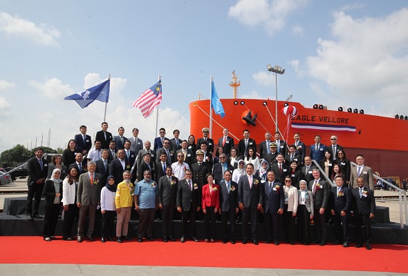 AET delivers LNG dual-fuel VLCC, Eagle Vellore on long-term charter to ...