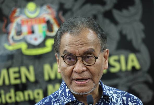 Sidang Media Khas COVID-19 jam 4 petang ini | Awani