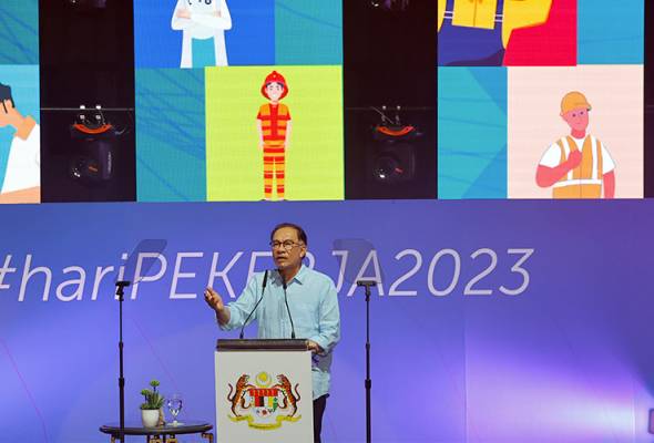 Kabinet bincang isu pelaksanaan gaji minimum bulan depan - PM Anwar | Awani