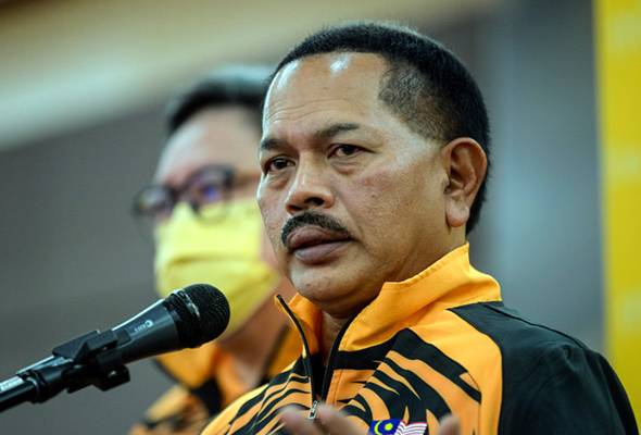 Nur Azmi tak gusar isu berat sebelah | Awani
