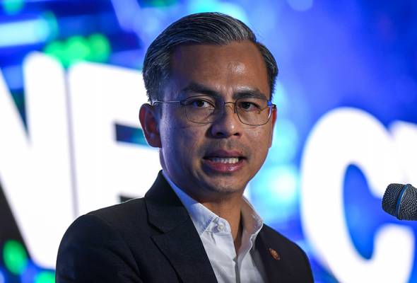 IDN: Kerajaan tidak berhasrat ambil cap jari - Fahmi | Awani