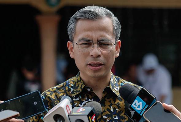 Pakej 5G RAHMAH: 47,000 set telefon pintar tiba minggu ini - Fahmi | Awani