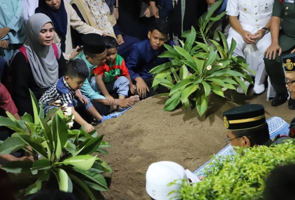 Nahas helikopter Lumut: Jenazah Komander Muhammad Firdaus selamat ...