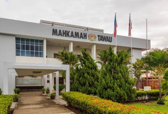 Bekas Ketua Staf ESSCOM saman PDRM, tuntut RM100 juta | Awani