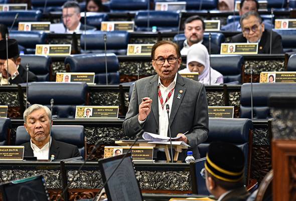 Parlimen: Komitmen kerajaan ke atas syarikat memonopoli bekalan ubat ...