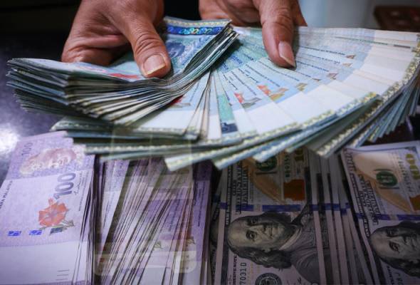 Ringgit opens slightly higher vs greenback | Awani International