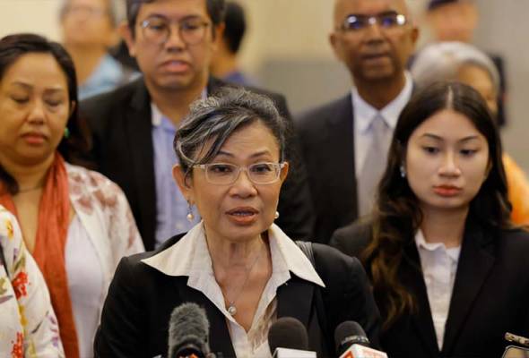 Nik Elin terima banyak ugutan bunuh | Awani