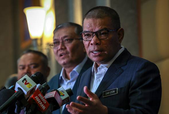 KDN dapatkan gambaran tepat 3 pemimpin NGO Islam dalam senarai FBI | Awani