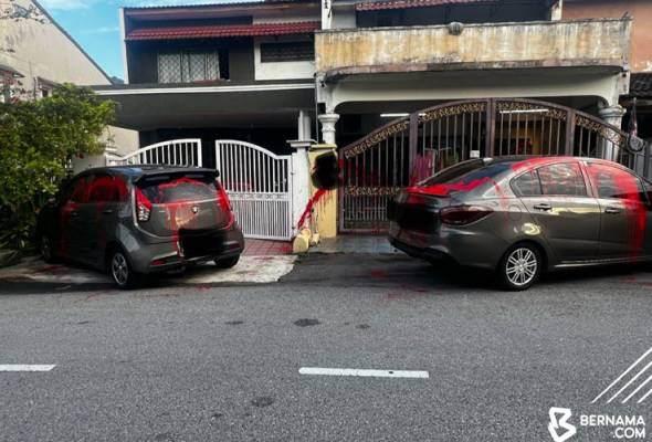 Failed to collect debt, 'Ah Long' threatened neighbours | Awani ...