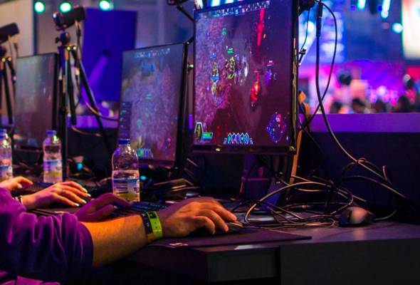 Philippines to start winding down operations of offshore gaming hubs ...