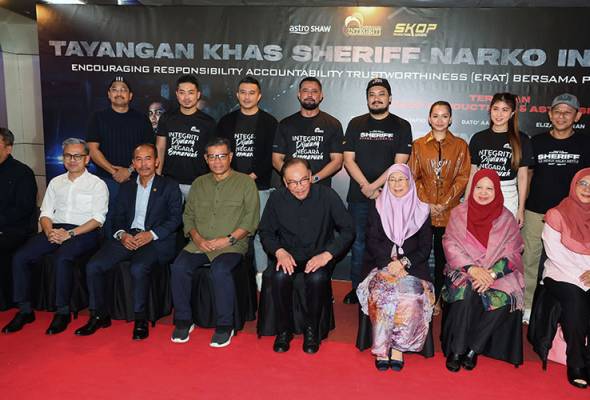 PM luang masa tonton filem Sheriff Narko Integriti | Awani