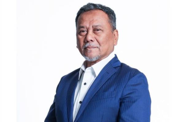 Ramlan Harun dilantik Pengerusi SPR baharu | Awani