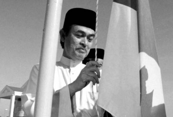 Mengenang Tun Abdullah Ahmad Badawi: Najib, Ismail Sabri kongsi ...
