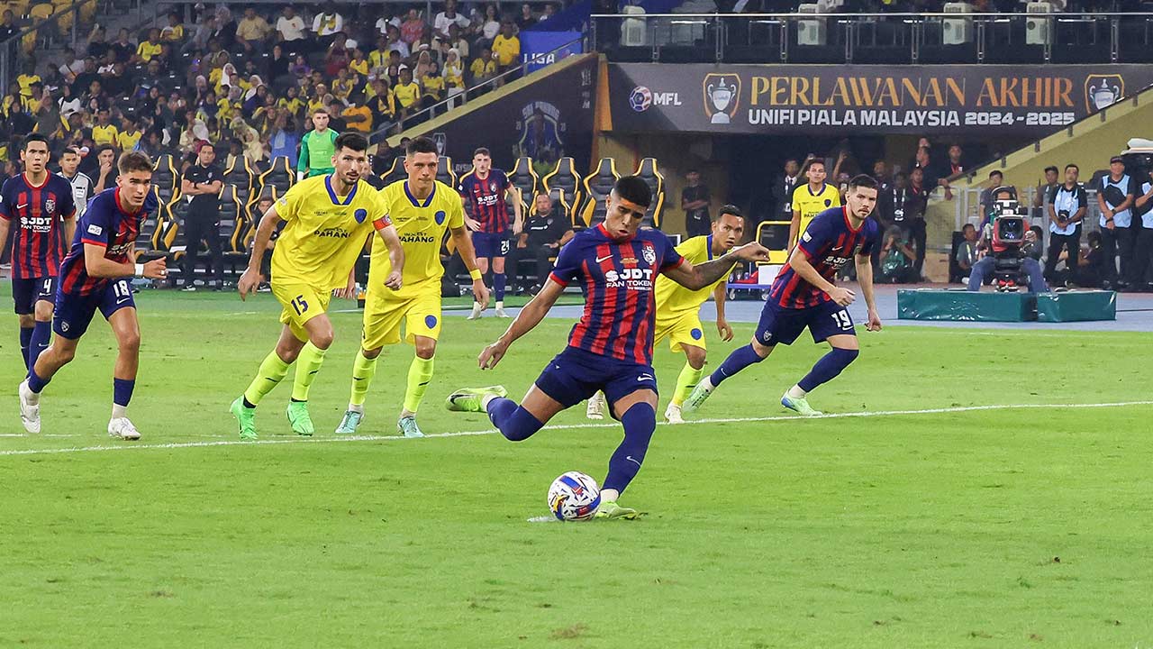 JDT dinobatkan juara Piala Malaysia selepas tewaskan Sri Pahang FC 2-1 ...