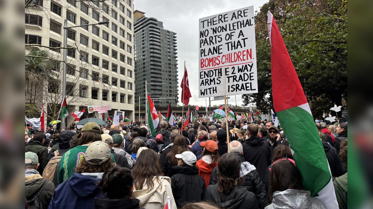‘March for Humanity’ gegar Sydney, ribuan rakyat Australia berarak ...
