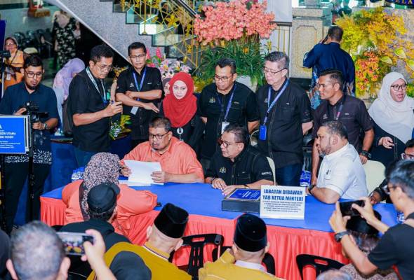 Kerajaan Melaka laksana program HEBAT santuni masalah rakyat - Ab Rauf ...