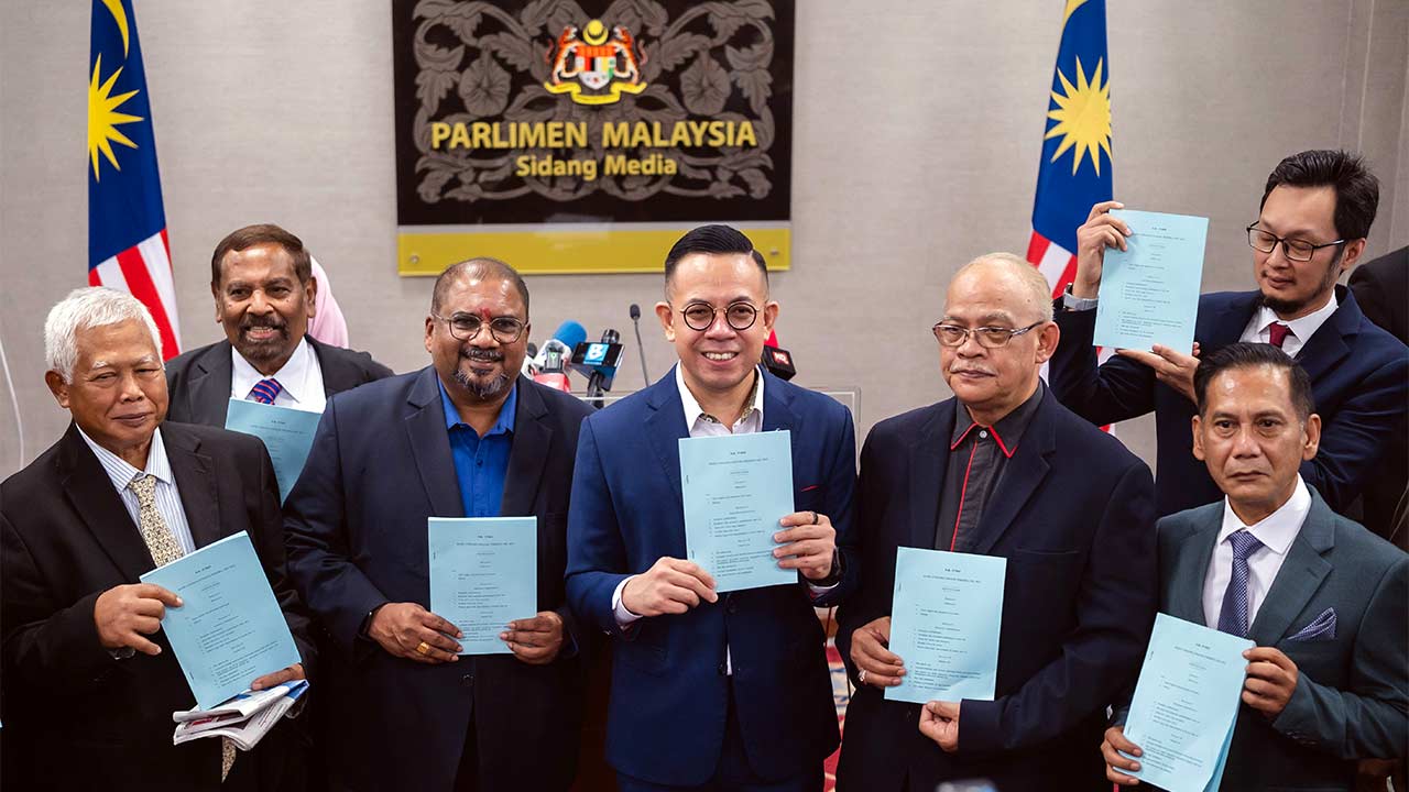 RUU Pekerja Gig 2025 sedia hala tuju adil untuk semua pihak - NSI | Awani