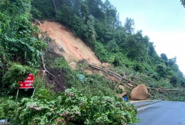 Berikut tanda-tanda tanah runtuh akan berlaku di cerun berhampiran anda ...