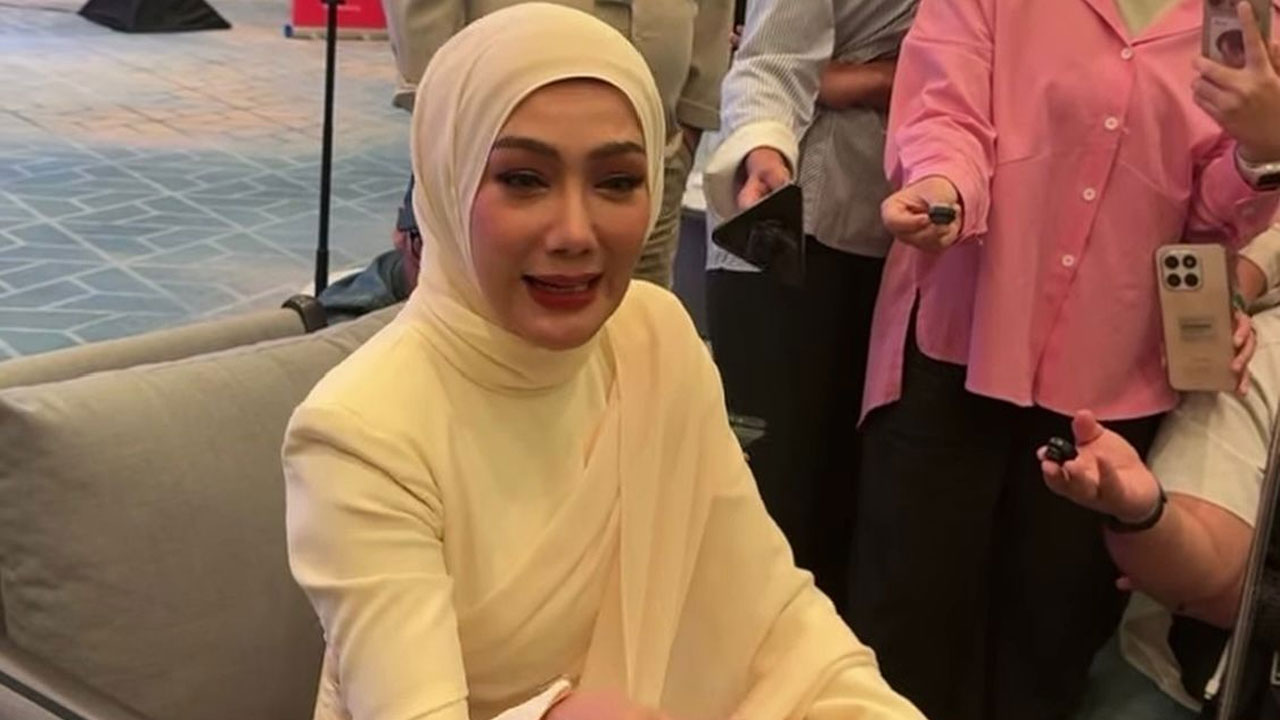Erra, Ezwan nikah 12 Disember ini | Awani
