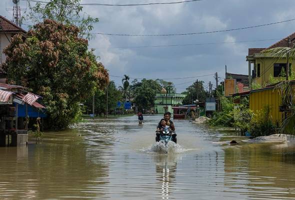 Amaran banjir di Kelantan bermula esok, lima jajahan terlibat - JPS | Awani