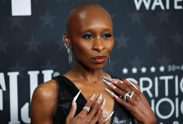 Hollywood boosts female leads but lags in people of color, report finds ...