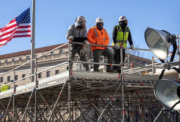 Washington braces for Trump inauguration with fortress-like fencing ...
