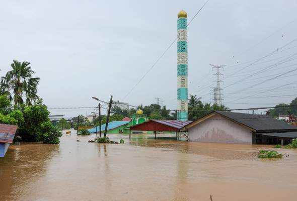 TNB tutup bekalan elektrik di beberapa lokasi banjir | Awani