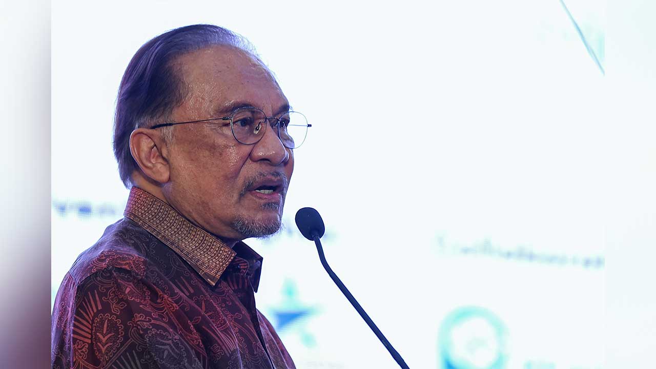 Anggota FRU maut kemalangan: PM Anwar mahu siasatan menyeluruh, bantu ...