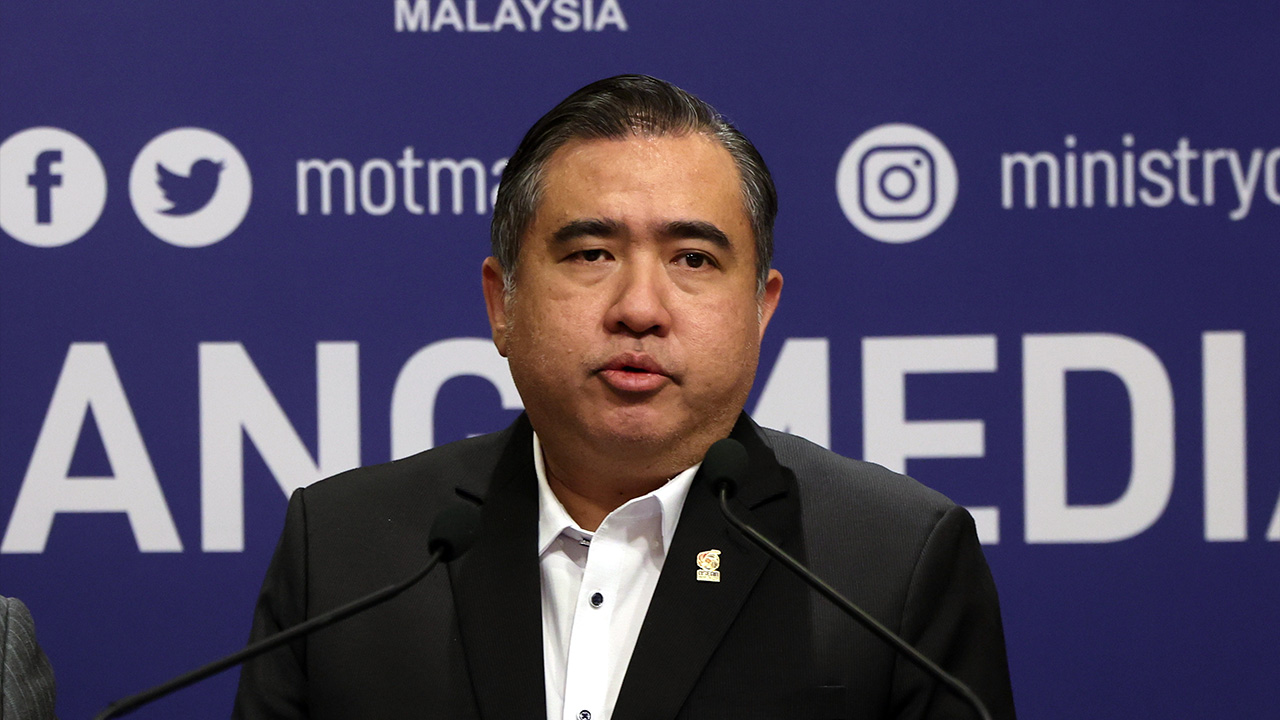 MOT akan keluar kenyataan berhubung penemuan terkini nahas MH17 - Loke ...
