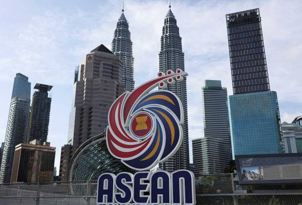 ASEAN 2045: Rangka masa depan rantau, fokus generasi muda - TPM Ahmad ...
