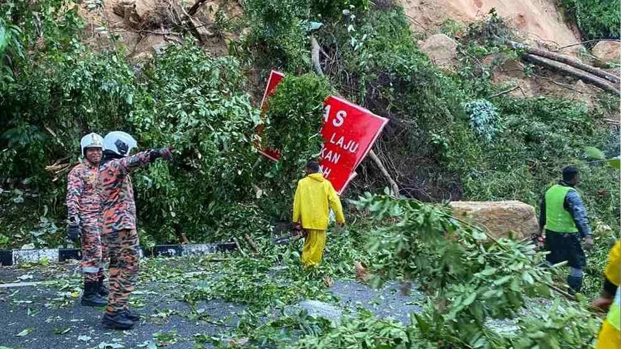 Cerun runtuh: Jalan Tun Sardon ditutup sehingga 31 Oktober | Awani